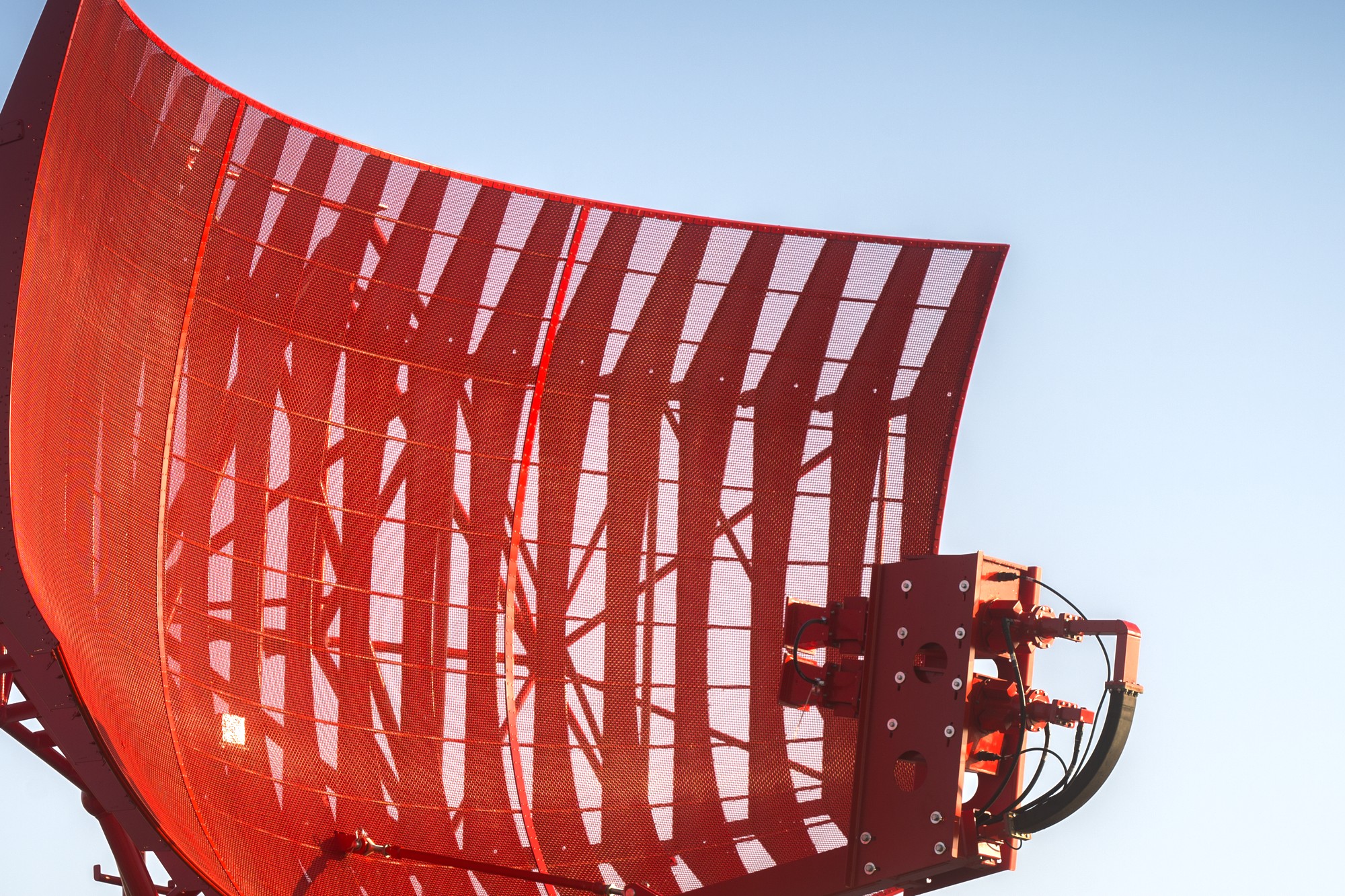 RL-2000 Primární přehledový radar S-Band